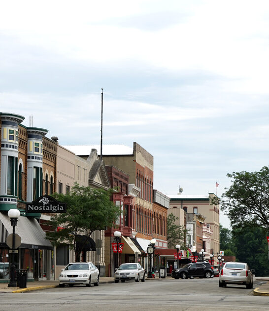 towns retire comfortably illinois ftr