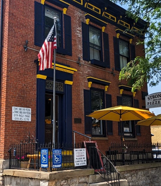 unassuming pizza restaurants kentucky ftr