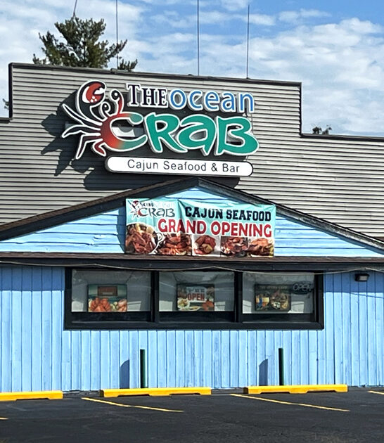 unassuming restaurant michigan seafood ftr