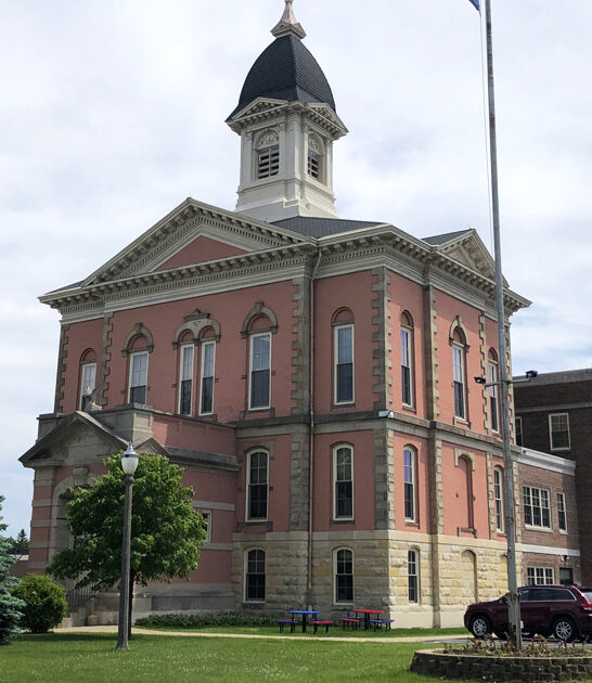 underrated getaways town michigan ftr