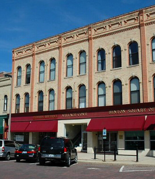 underrated tiny towns illinois ftr
