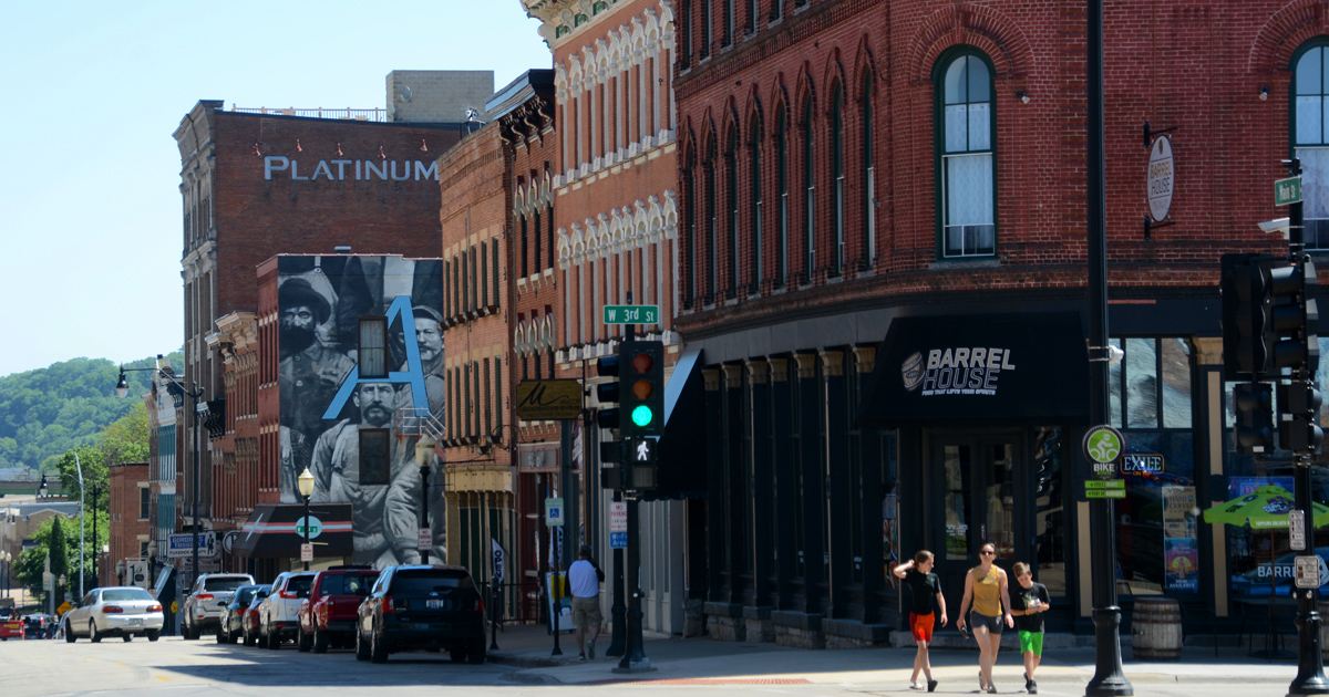 This Underrated Town In Iowa Is So Affordable, It’s A Retiree’s Dream ...