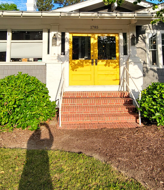 virginia charming cinnamon rolls ftr