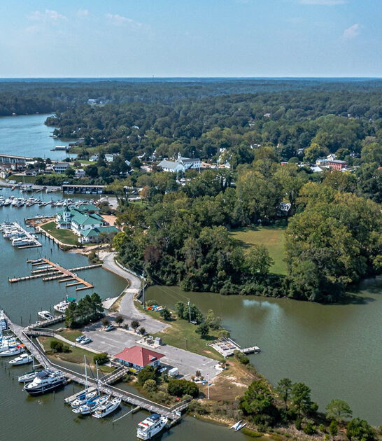 virginia waterfront town attractions ftr