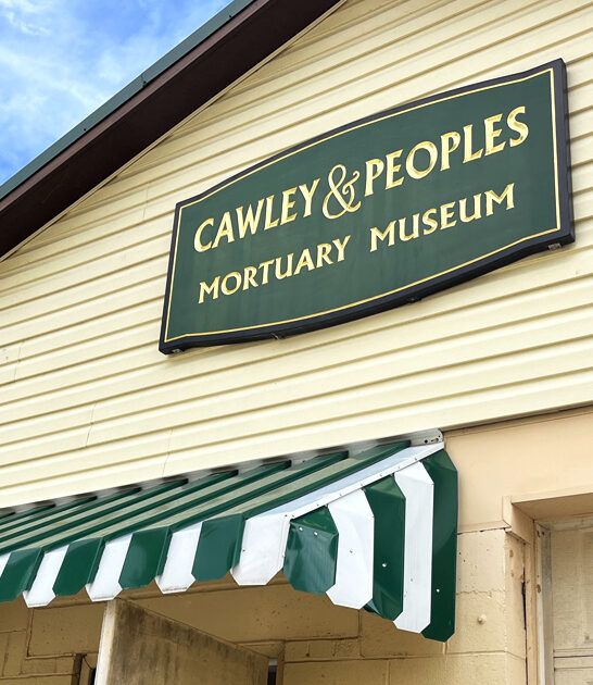 weird funeral museum ohio ftr
