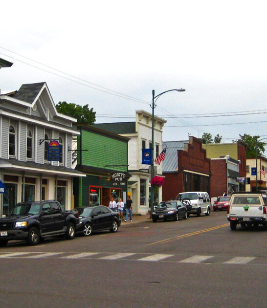 wisconsin close knit town ftr