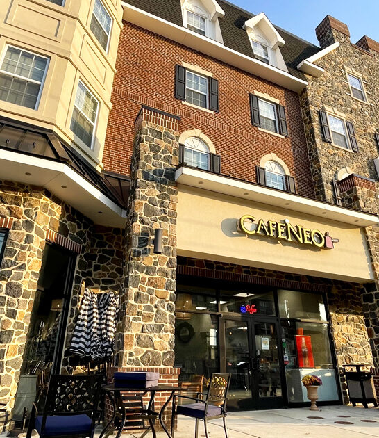 worth charming cafe delaware ftr