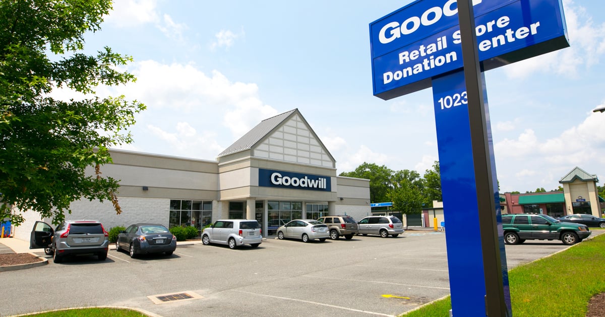 8 Enormous Thrift Stores In Virginia That Are Totally Worth The Road Trip