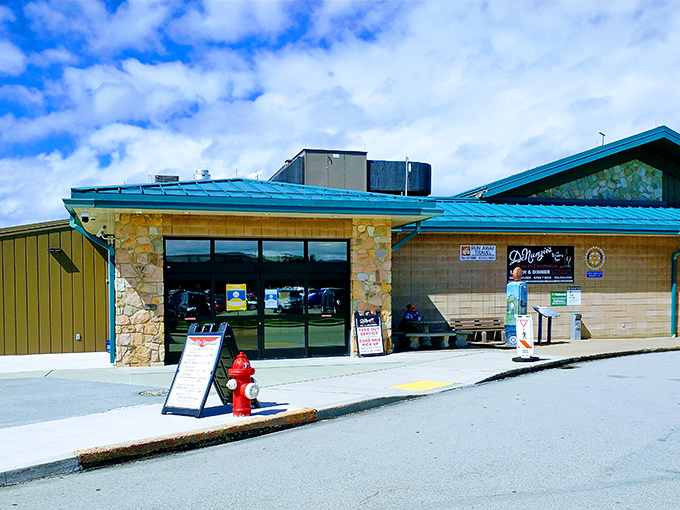 The unassuming exterior of DeNunzio's might fool you, but like my grandmother always said, "Never judge a restaurant by its fire hydrant."