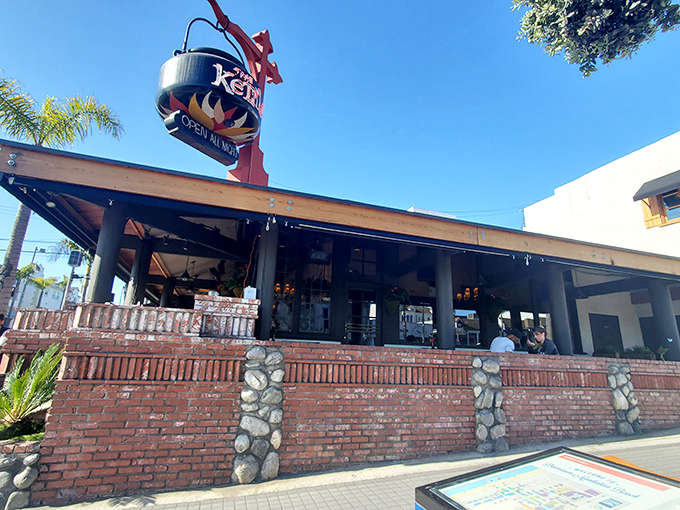The iconic red kettle sign has guided hungry Manhattan Beach locals home like a culinary lighthouse for generations. No wonder it's open 24/7!