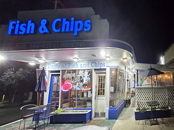 The nautical-themed fa&ccedil;ade of Tugboat Fish & Chips stands proud along Fair Oaks Boulevard, a blue and white beacon for seafood lovers seeking their next maritime feast.