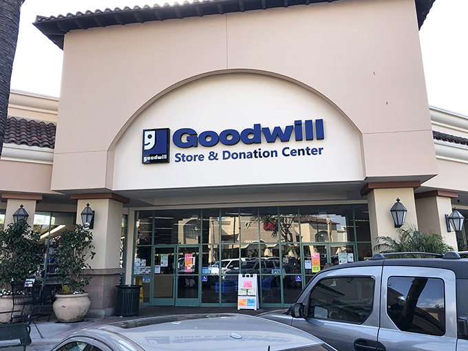 Palm trees and Spanish architecture create the perfect California backdrop for treasure hunting adventures.