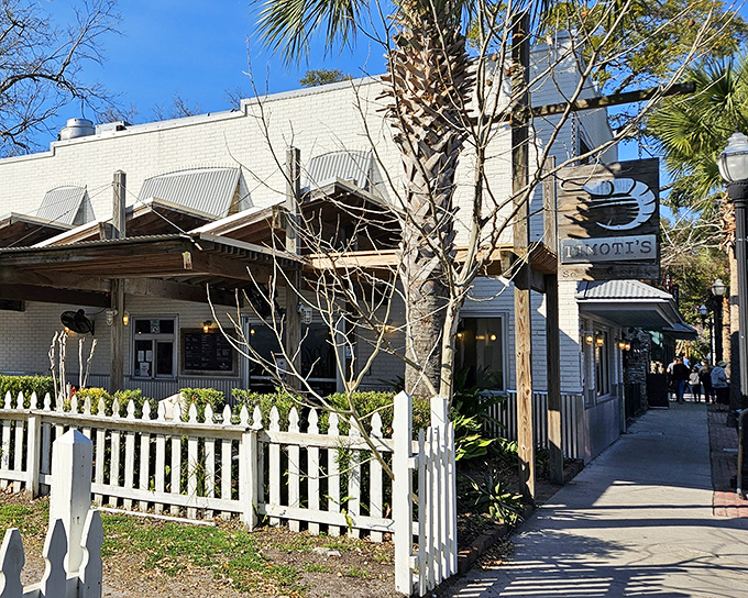 The unassuming exterior of Timoti's belies the seafood treasures within. Cream brick, corrugated metal, and wooden beams create that perfect "we found a local gem" vibe.
