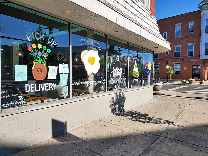 That turquoise awning isn't just eye-catching—it's a beacon of breakfast hope on Clark Street, promising morning salvation to hungry Andersonville residents.
