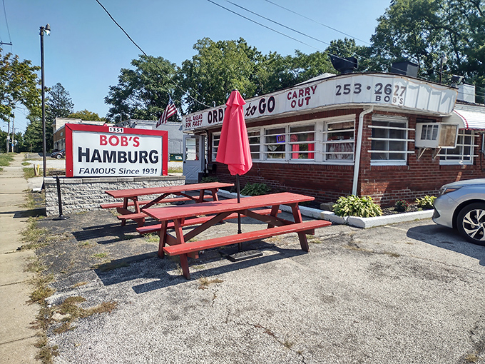 Time travel doesn't require a DeLorean&mdash;just a trip to this brick diner where the 1950s live on in all their neon-signed, burger-flipping glory.