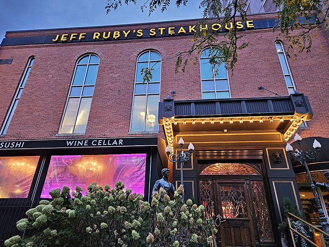 The grand entrance says it all &ndash; those lion sentinels aren't just guarding the door, they're protecting Columbus's temple of beef excellence.
