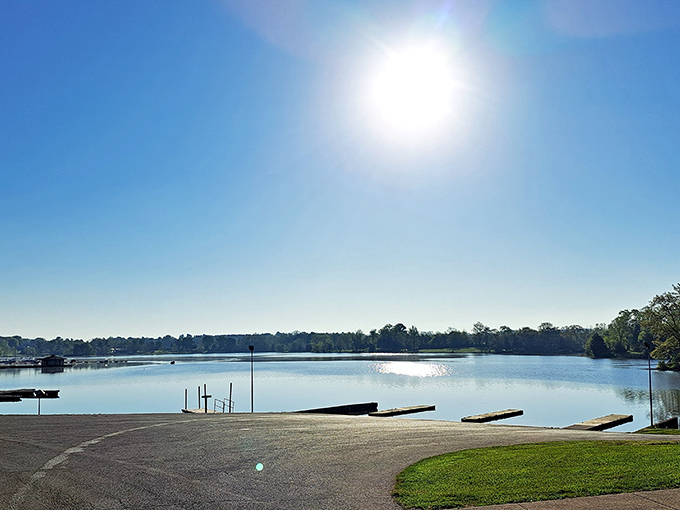 Morning perfection at Rocky Fork Lake, where the sun doesn't just rise&mdash;it puts on a show worthy of a standing ovation.