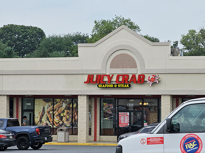 The unassuming exterior of Juicy Crab belies the seafood treasures within. Like finding a pearl in an oyster, this Lancaster gem awaits your discovery.