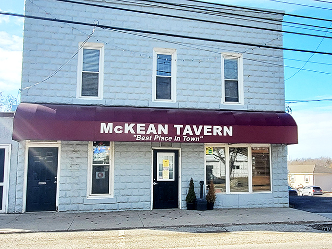 The unassuming exterior of McKean Tavern proves once again that the best culinary treasures often hide behind the most modest facades.