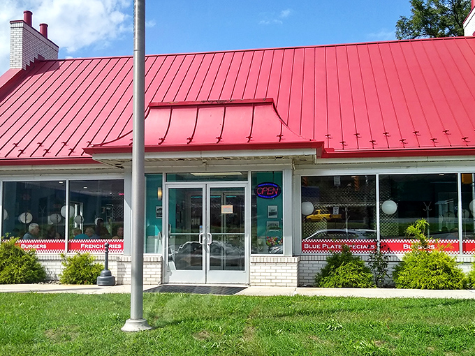 That iconic red roof isn't just architecture&mdash;it's a beacon of hope for hungry travelers seeking breakfast nirvana in Pottsville's morning landscape.