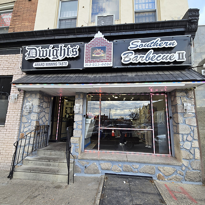 The unassuming storefront of Dwight's Southern Barbecue II promises "Award Winning Taste" &ndash; a claim that proves to be deliciously accurate once you step inside.