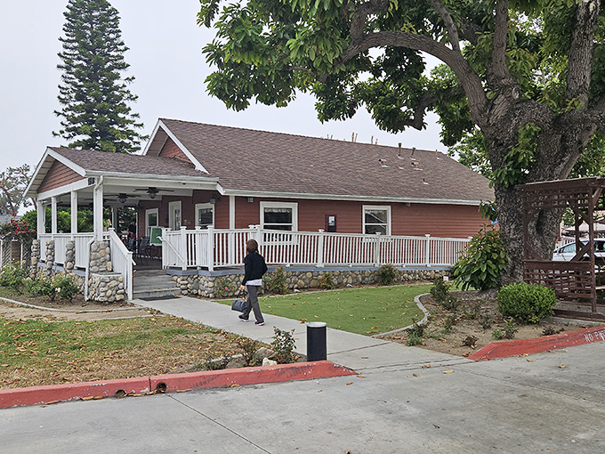 This charming cottage-style building looks more like grandma's house than a restaurant &ndash; and that's exactly the point.