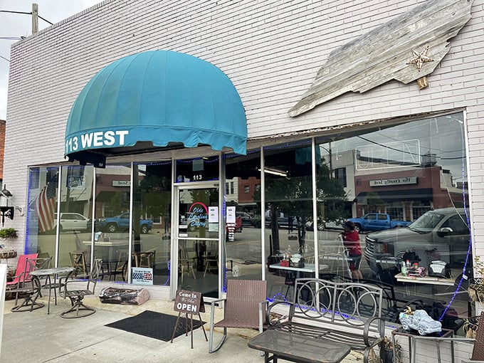 The turquoise awning beckons like a beacon of breakfast hope on Burgaw's main drag. Simple, unassuming, and promising delicious things within.