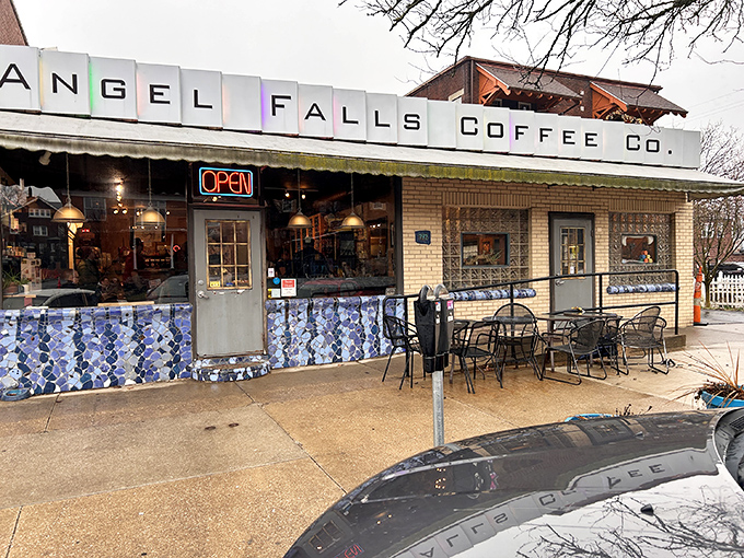 This corner spot beckons like a lighthouse for hungry souls seeking comfort and caffeine.