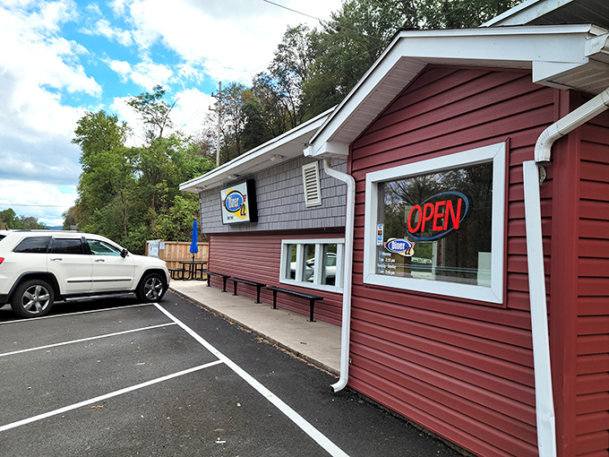 The unassuming red exterior of Diner 22 stands like a beacon of hope for hungry travelers. Good food doesn't need fancy architecture.