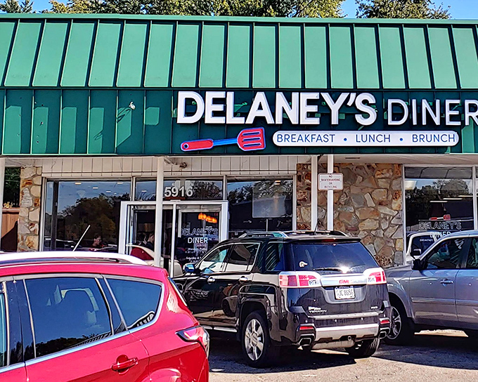 The green-roofed treasure hunt begins! Delaney's Diner in Westerville doesn't need neon lights to announce its breakfast brilliance.