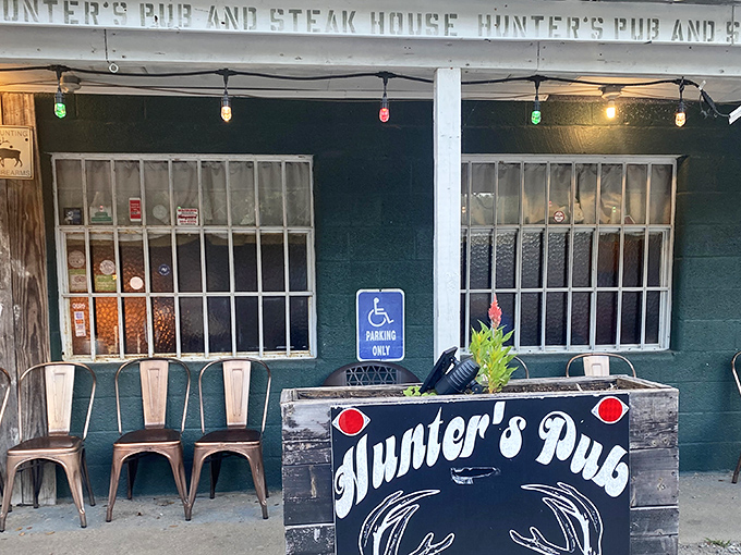 Small-town charm meets serious steak business. This unassuming green building with its American flag and handmade sign houses Hamilton's worst-kept culinary secret.