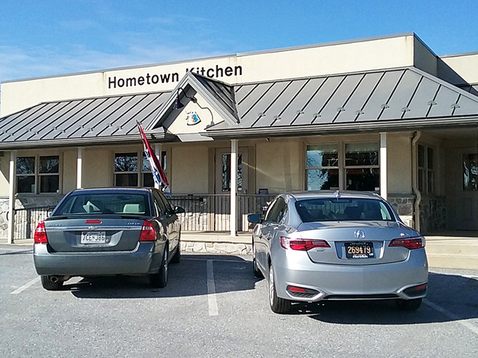 The humble exterior of Hometown Kitchen glows like a beacon for hungry travelers. No fancy frills, just the promise of honest-to-goodness cooking waiting inside.