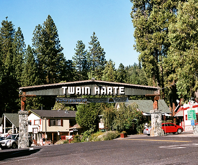 The iconic Twain Harte arch welcomes you like a literary handshake from the town's namesakes. Small-town charm doesn't get more picture-perfect than this.