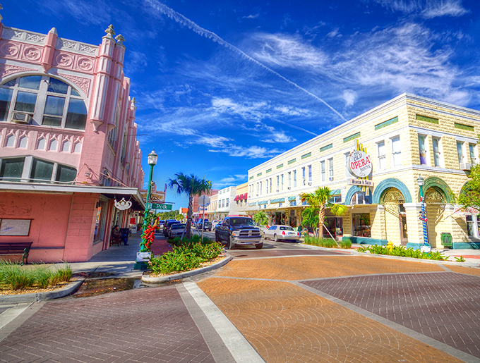 Downtown Arcadia dazzles with its cotton-candy pink Opera House and pastel-hued historic buildings. Small-town Florida never looked so cinematically perfect.