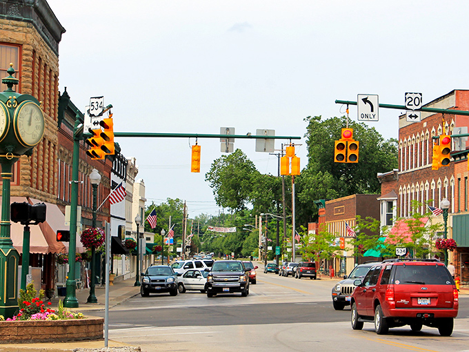 Downtown Geneva offers that perfect small-town charm where traffic lights are optional and flower baskets outnumber parking meters. Norman Rockwell would've needed extra canvas.