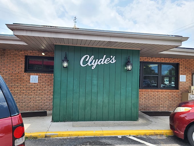 That modest brick exterior might not scream "culinary destination," but locals know better. The best food experiences often hide behind the simplest facades.