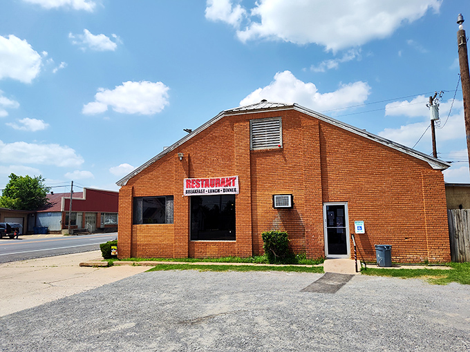 The unassuming brick exterior of Town Cafe stands like a time capsule in Centerville, promising honest food without the fanfare of big-city pretension.