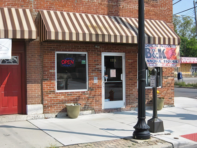 The unassuming brick exterior of B&K Smoke House on Champion Avenue hides Columbus's worst-kept barbecue secret. Follow your nose&mdash;it knows where the good stuff is.