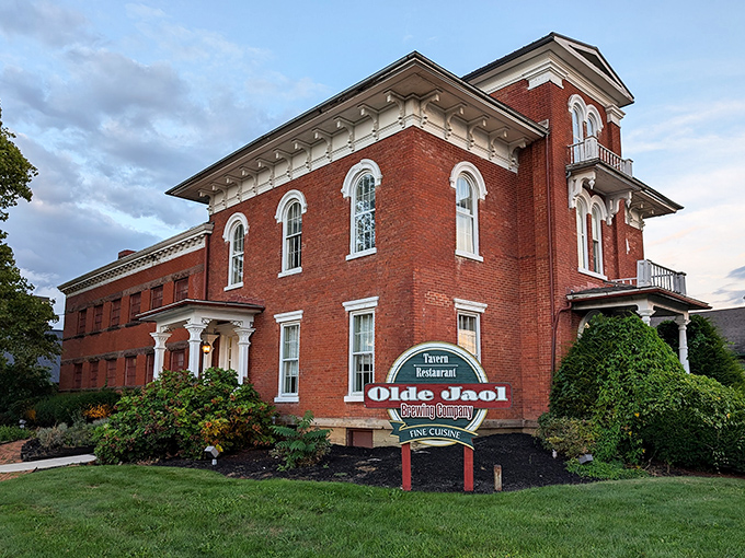 The stately red brick exterior of Olde Jaol doesn't scream "former prison," but rather whispers "come for the history, stay for the ribeye."
