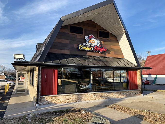 The barn-shaped building with its cheerful chicken logo isn't being subtle about its specialty. Architectural honesty at its most delicious.
