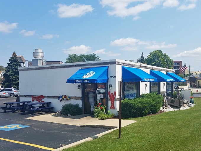 Since 1951, this unassuming white building with bright blue awnings has been Des Plaines' answer to the age-old question: "Can you find great seafood in the Midwest?"