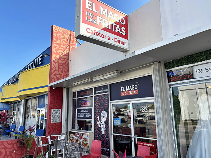 The unassuming storefront of El Mago De Las Fritas stands like a culinary lighthouse on SW 8th Street, beckoning hungry travelers with its simple red and white sign.