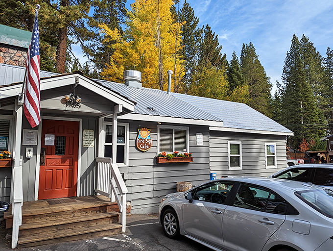 The unassuming exterior of Fire Sign Café – where breakfast dreams come true beneath towering Tahoe pines.