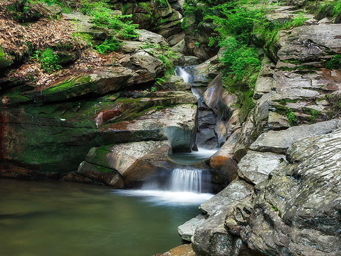 Nature's perfect bathtub! One of the seven geological wonders where water has sculpted stone into smooth pools over thousands of years.