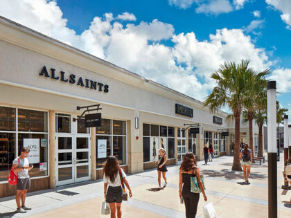 The Massive Outlet Mall In Florida That's Too Good To Pass Up