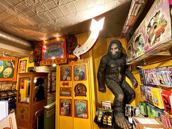 Welcome to nightmare fuel central! The Museum of the Weird's entrance features a towering Bigfoot figure that seems to say, "Come on in... if you dare."