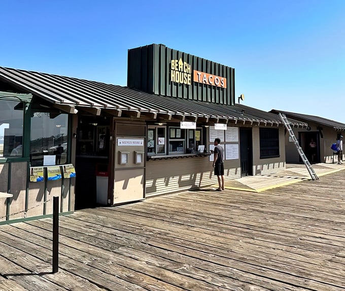 Perched on Ventura Pier like a sentry guarding delicious secrets, Beach House Tacos' unassuming exterior belies the culinary treasures within.