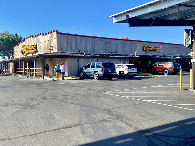 The unassuming exterior of Cattlemens in Dixon might fool you, but that wagon wheel isn't just for show&mdash;it's your first clue to the authentic Western feast awaiting inside.