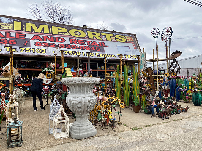 The iconic entrance arch welcomes treasure hunters to America's most legendary monthly shopping adventure.