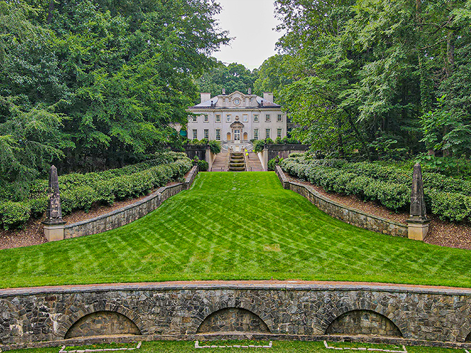 The Swan House's cascading fountain welcomes visitors like a scene from your favorite period drama, only better because you're actually here.